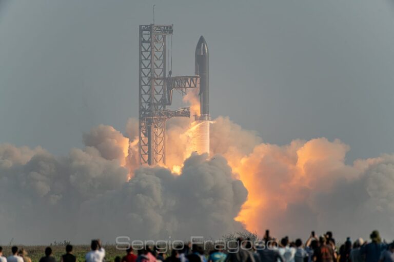 SpaceX launch as seen from Mexico - spanishNY.com